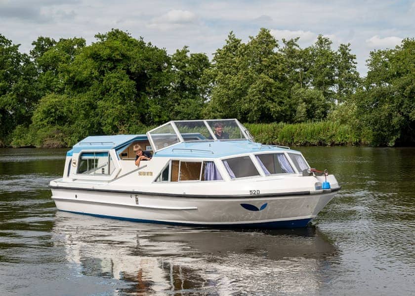 Blakes & Hoseasons boats Norfolk Broads | Discount Boating Holidays