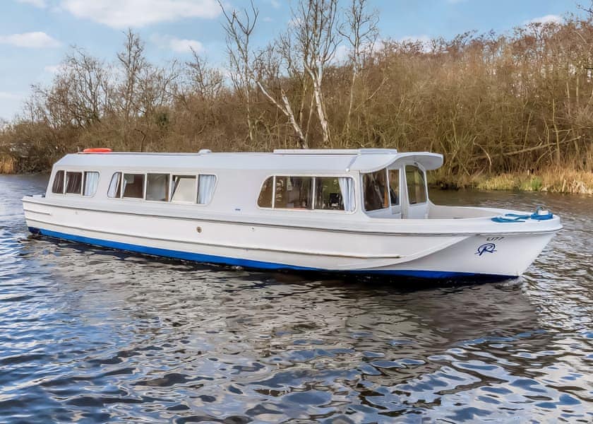 Blakes & Hoseasons boats Norfolk Broads | Discount Boating Holidays